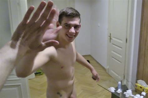 Czech Hunter Scene Juicy Gay Porn Pics