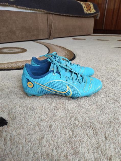 Кросівки футбольні бутси стоноги — ціна 170 грн у каталозі Кросівки Купити дитячі речі за