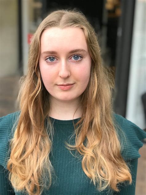 Zoe Simpson Ican Models Queenstown New Zealand