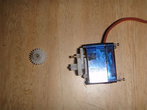 Crea Y Programa Tu Propio Sistema Embebido Mini Carro Con Arduino Nano