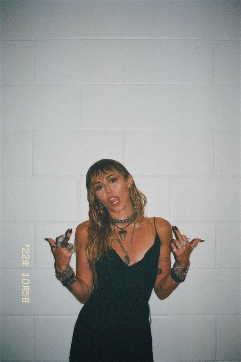 Miley Cyrus Resimler