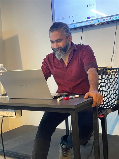 Aswin Pk On Linkedin Continuouslearning Digitalmarketing Linkedinsessions Professionalgrowth