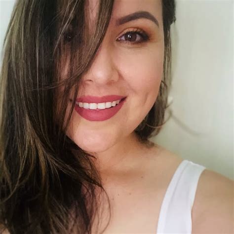 Crystal Cryscrys On Threads