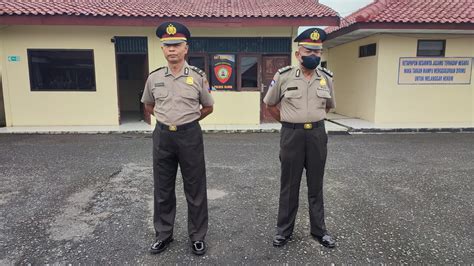 Berdedikasi Tinggi 2 Anggota Polres Blora Mendapat Kenaikan Pangkat