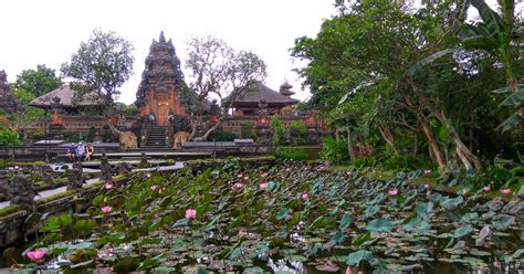 Храм Лотоса Пикабу