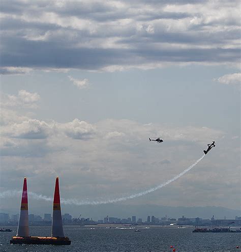 写真はレッドブル・エアレース：レッドブル・エアレース千葉2017 写真特集：時事ドットコム
