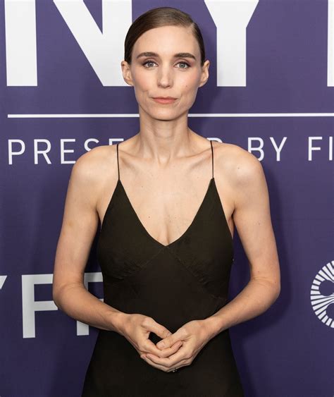 Rooney Mara Sexy At Women Talking Premiere In Ny 4 Photos The