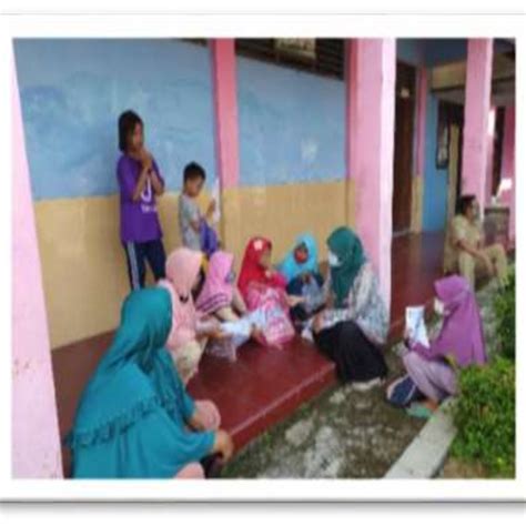 Students Coming To School To Take Assignments Source Authors 2021