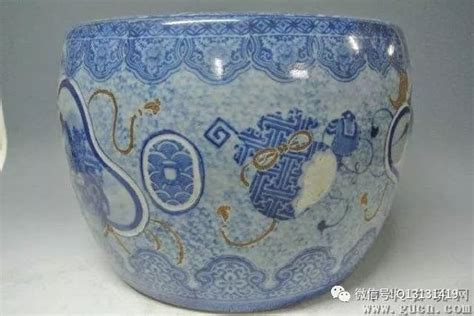 皇宫里没有烟囱和厕所皇帝和妃嫔们是如何取暖和出恭的 周四的知识点