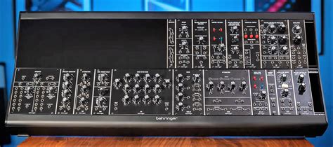 Namm 2020 Behringer Stellt System 55 Modular Synthesizer Vor Amazonade