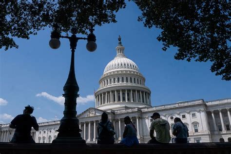 Ubs Nears Settlement Over Credit Suisse Tax Evasion Case Wsj Reports