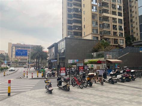 【13图】宝安塘尾超5000户的大社区，业主急招深圳宝安塘尾华强城市花园二期商铺租售生意转让出租 深圳58同城
