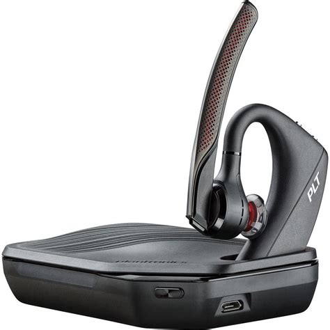 User Manual Plantronics Voyager 5200 Uc Bluetooth Headset Search For Manual Online