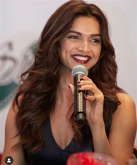 Pin By Zanaya On Deepika Padukone Deepika Padukone Makeup My Fb