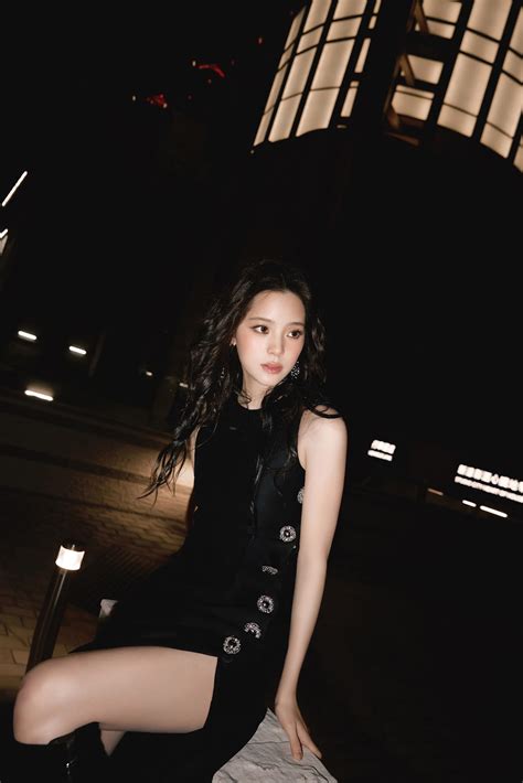 China Entertainment News Nana Ouyang At Entertainment Event