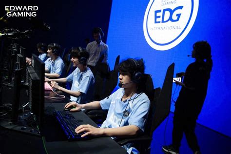 比春季赛强点，但不够！edg惨遭jdg零封，下路ad赶紧换吧