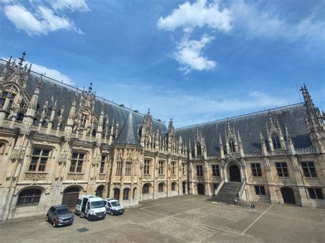 Au Grand Quevilly Il Violente De Nouveau Sa Compagne Enceinte De Six Mois