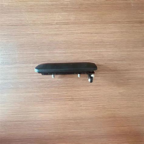 Poignée Extérieure De Porte Nissan Navara D22 1998 2004 Gauche