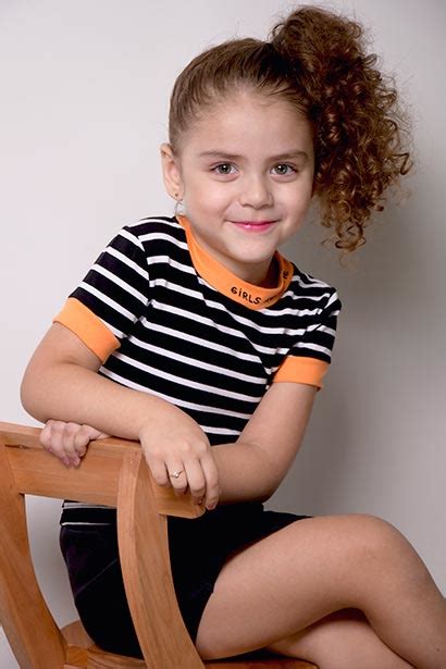 Ana Julia Jô Models