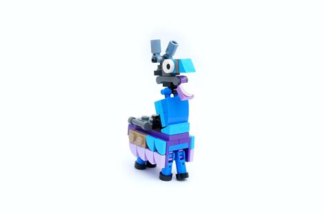 Hier Erfahren Sie Wie Sie Ihr Eigenes Lego Fortnite Loot Llama Herstellen