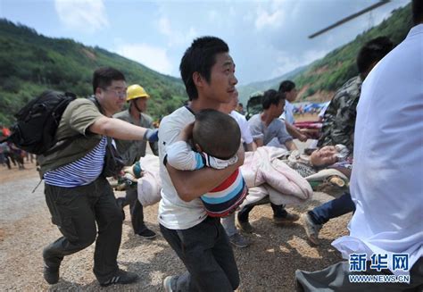 鲁甸65级地震已造成410人死亡 组图 图片中国中国网
