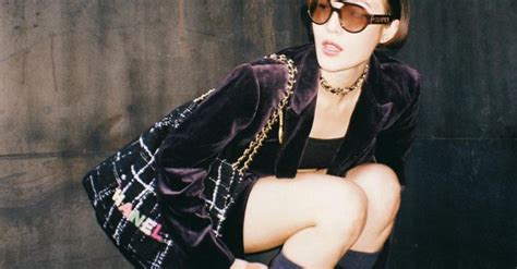 รวมรูปภาพของ ประวัติ หลิน มชณต เปิดวาร์ป อีกี้นี้มันเป็นสก้อย จากเอ็มวี ธาตุทองซาวด์ รูปที่ 49