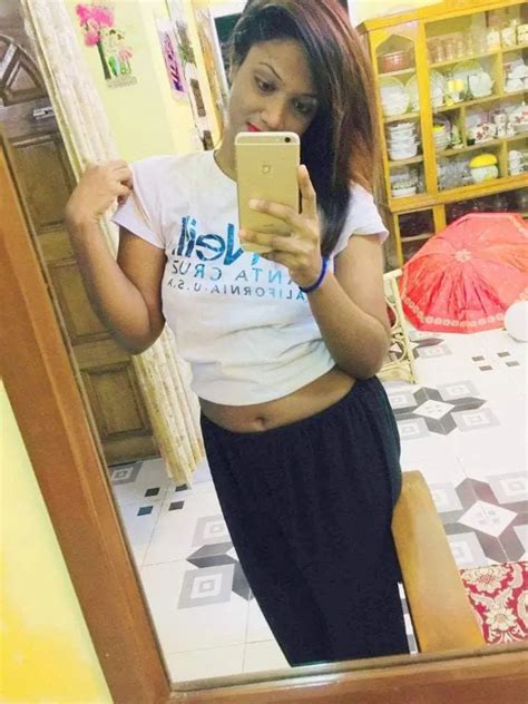 Bangladeshi Call Girlanyone Know Her Scrolller