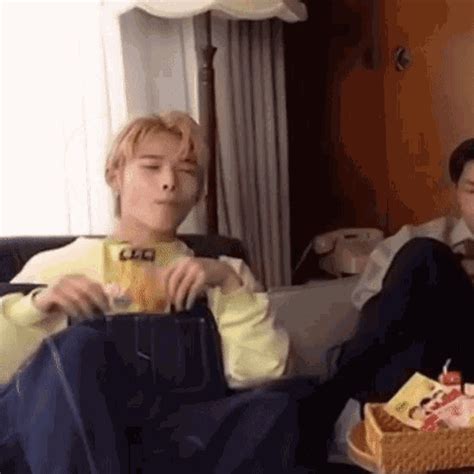 Niki Riki  Niki Riki Nishimura Riki  탐색 및 공유