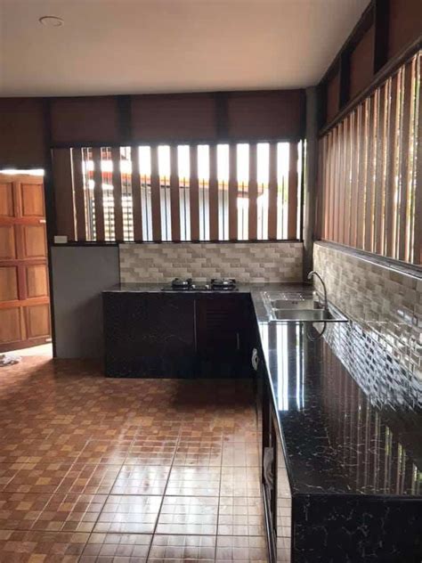 Modern Single Storey House With 3 Bedrooms