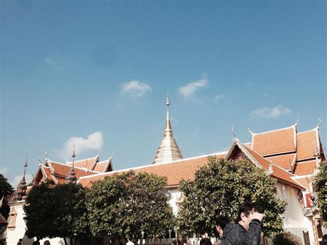 소이연남 낳으실제 괴~로움 다 잊으시고 아 🎵고마워라 스승~ 🫢🫢 저만 이렇게 부르는거 아니죠 🤣🤣 왕실이 있는 태국에서는 👑국왕의 생일인 아버지의 날