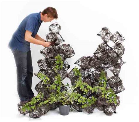 Plant Trellis System As Modular Living Sculpture Urban Gardens