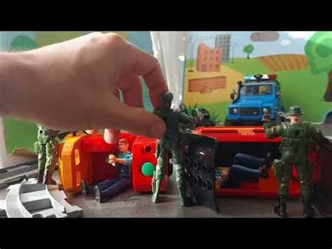 Bruder: Policejní zásah proti militantní jednotce - YouTube