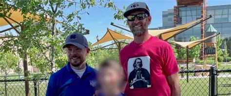 Homem Fez Um Teste De Dna Por Divers O E Descobriu Que Seu Filho De Anos N O Seu