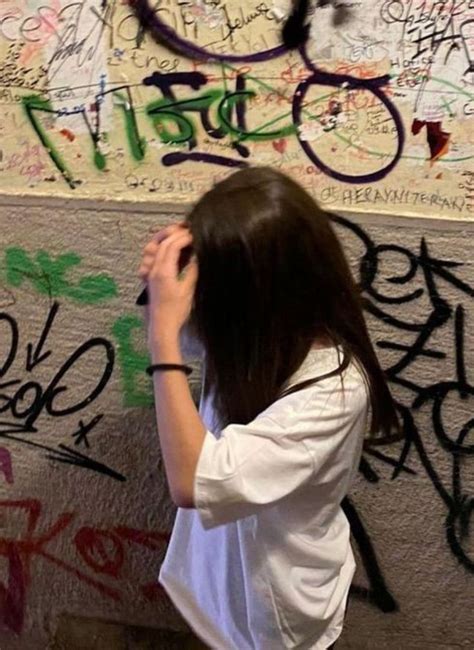 Девочка без лица фейк