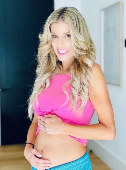 Rebecca Zamolo Hot Wags