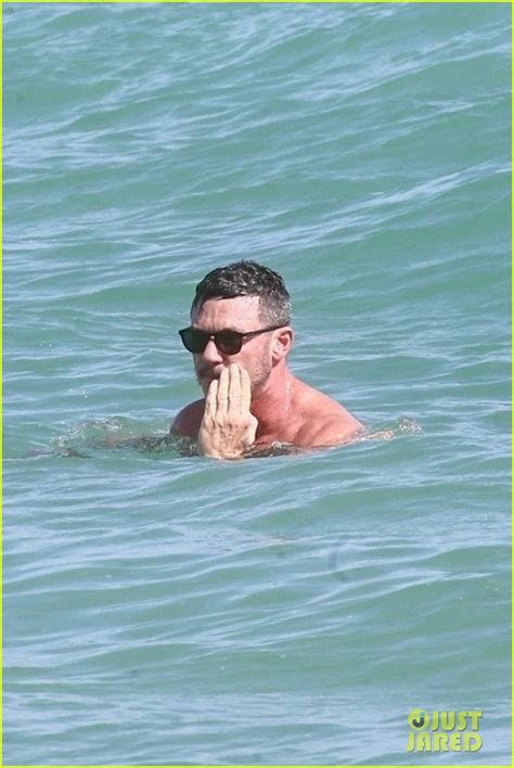 Luke Evans Wears Just A Speedo While At The Beach In Miami Photo Luke Evans