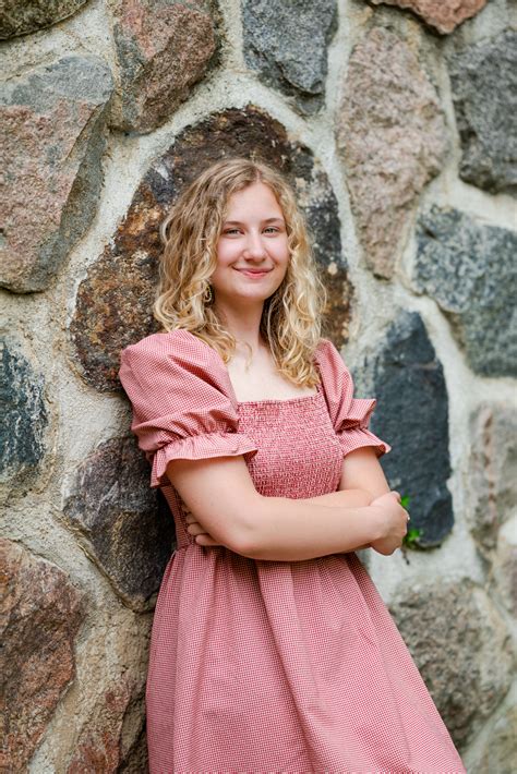 🦋sneak Peek For Josie 🌸 Class Four Back Photography