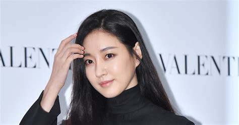 김사랑 엄청난 실물 미모 포토엔hd