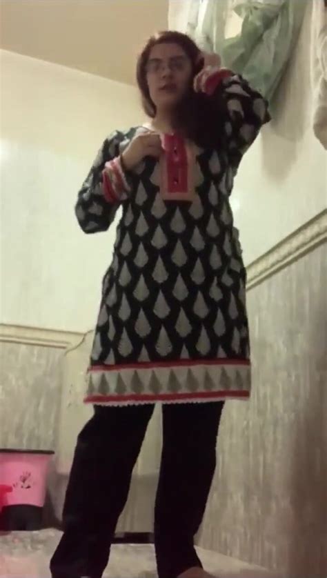 Bhabhi Removing Clothes Video Thisvid Com