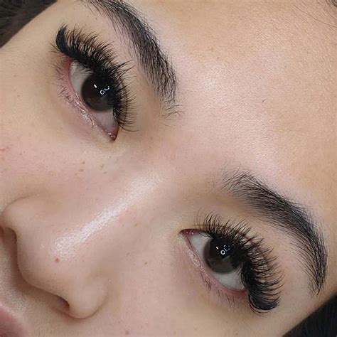Eyelash Extensions Styles Choose Best For Your Eye Shape