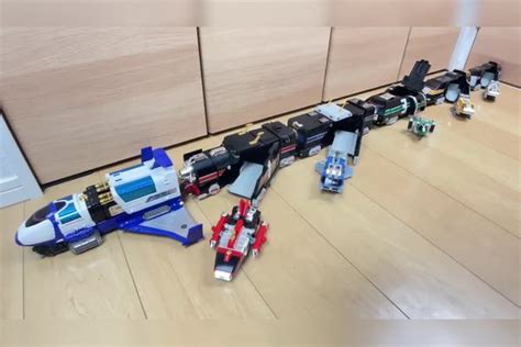 救急战队 DX 第四集 胜利战神 玩具模型手办机器人 战神 胜利 玩具