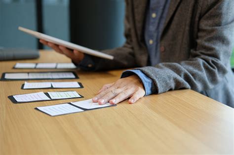 사용자 경험 작업 영역입니다 타블렛 레이아웃 Ux 디자이너 책상입니다 모바일 응용 프로그램을 계획 하는 Ui입니다 개발에 대한