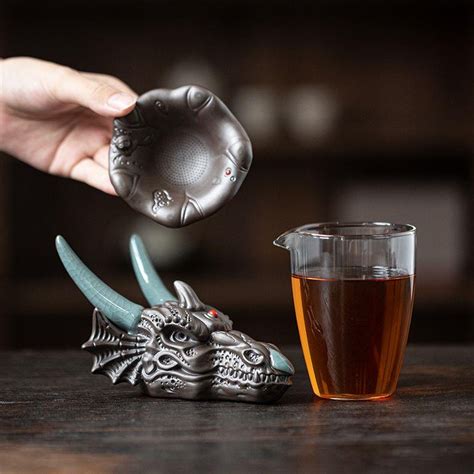 生肖龍創意茶漏支架茶桌擺件 精品可養招財茶寵茶玩恐龍頭茶濾筆架 蝦皮購物