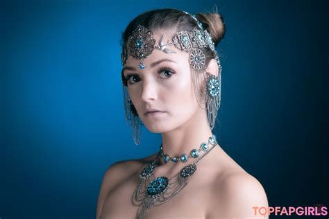 Isabell Malavasi Isabellmalavasi Isi Shuffles Nude OnlyFans Leaked