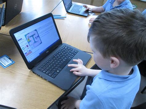 Year Computing Heathcoat Primary Babe