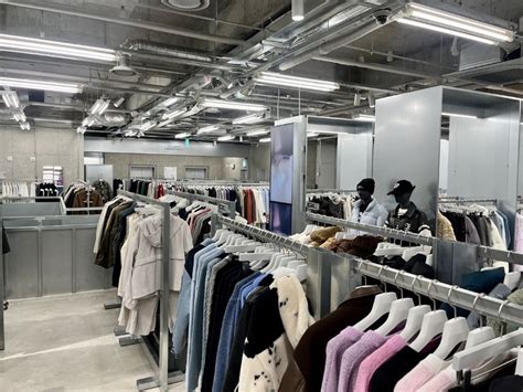 [현장] 플래그십 매장 무신사 홍대 가보니…오프라인으로 영토 확장 속도