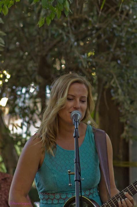 Leslie Lowes Instagram Twitter And Facebook On Idcrawl