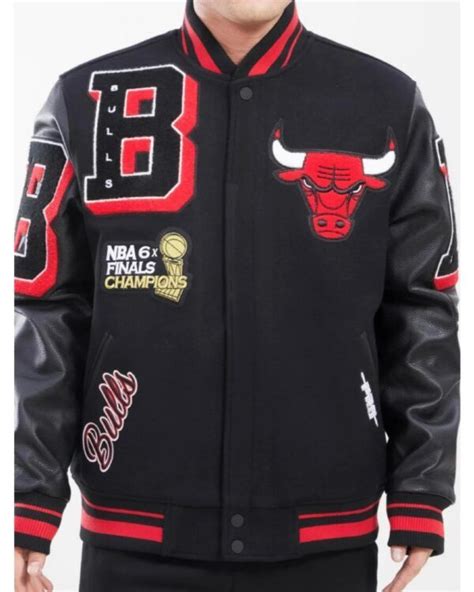 Pro Standard Chicago Bulls Varsity Jacket Universal Jacket