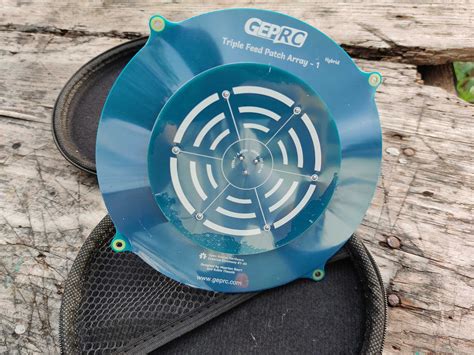 НОВА Антена GEPRC Triple Feed Patch Array 1 5 8G 14 4 dbi RHCP FPV R L 1 400 грн Аксесуари й