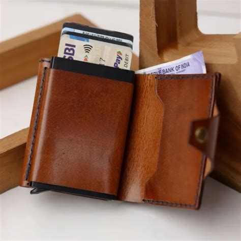 METAL POPUP WALLET Kings Royal Army